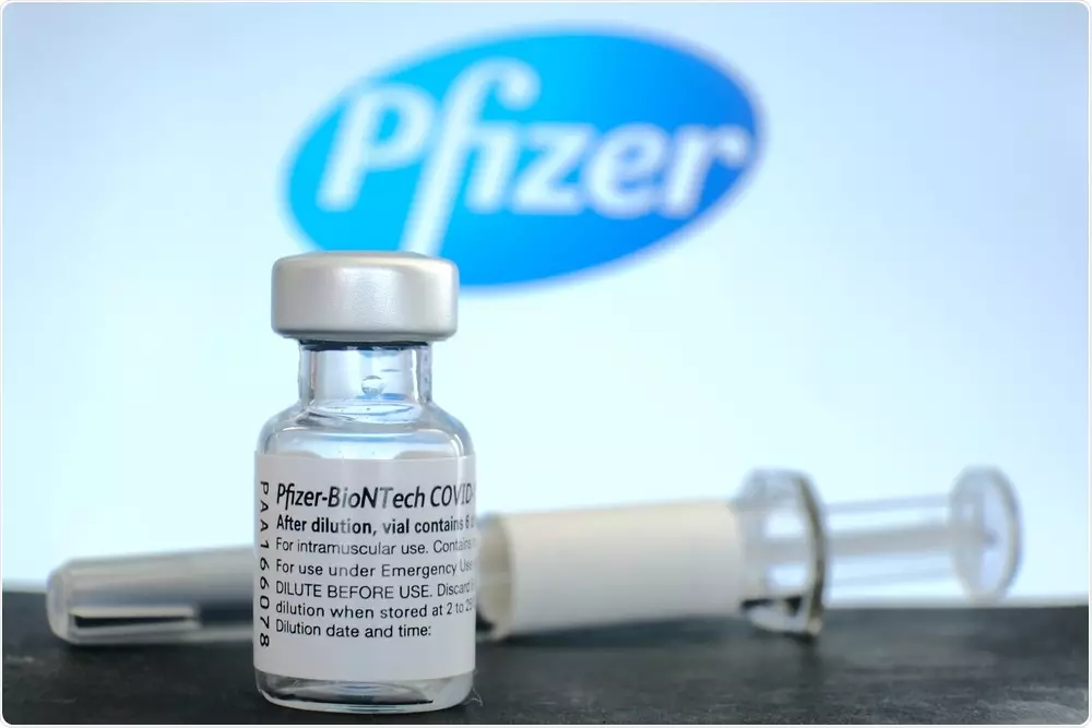 Iyo Pfizer-BioNTech COVID yekudzivirira ichiri kushanda mushure memwedzi mitanhatu here? 29406_1